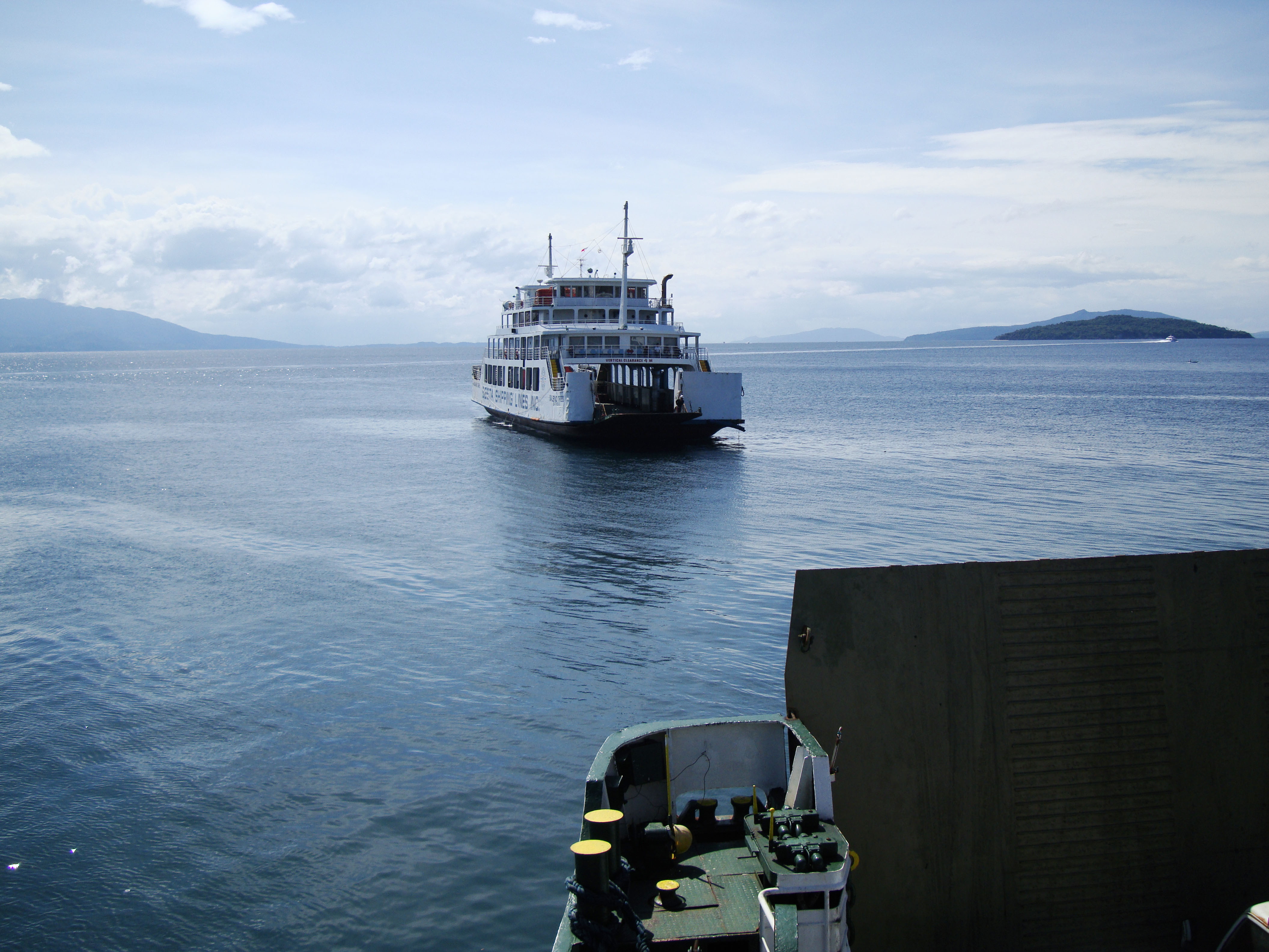 Asisbiz MV Baleno Tres car ferry Besa shipping lines Calapan Pier ...