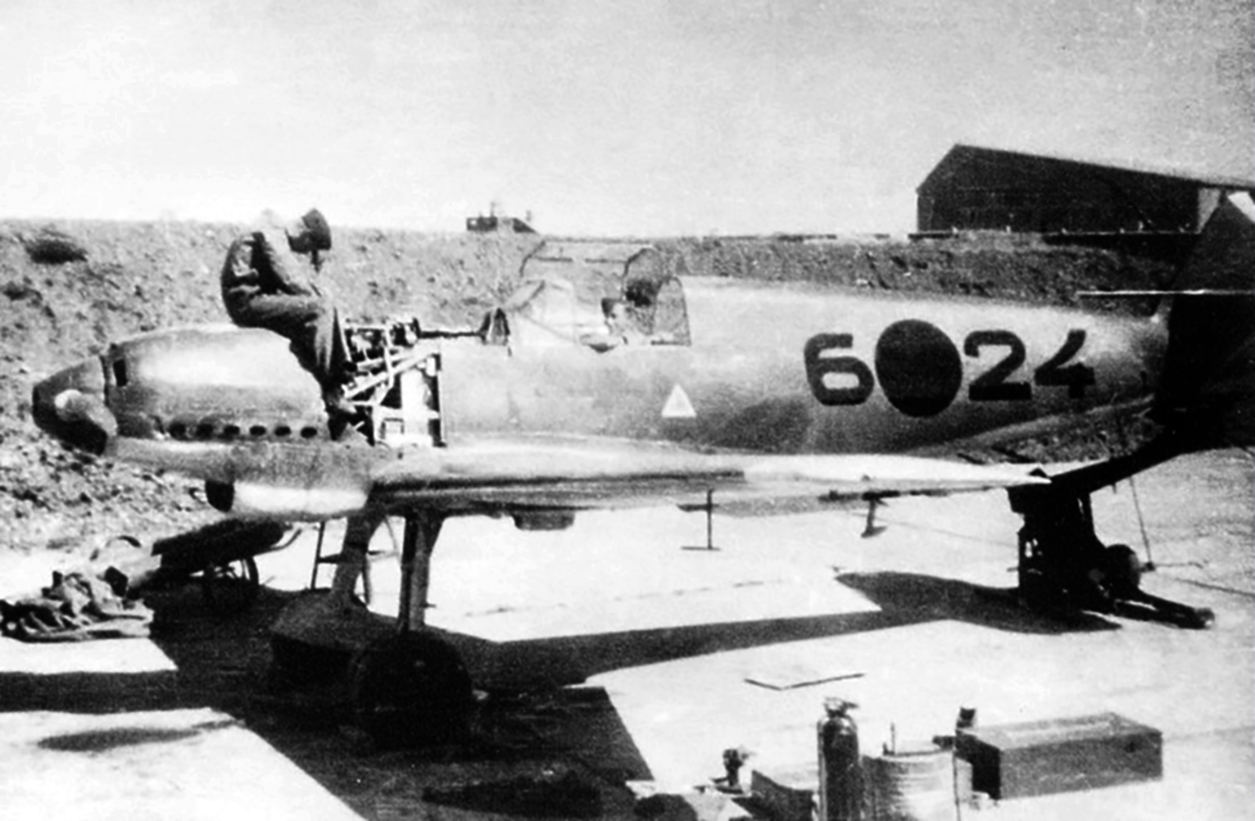 Asisbiz Messerschmitt Bf 109B2 2.J88 Condor Legion 6x24 Spain 1938 03 Asisbiz Messerschmitt Bf 109B2 2.J88 Condor Legion 6x24 Spain 1938 03