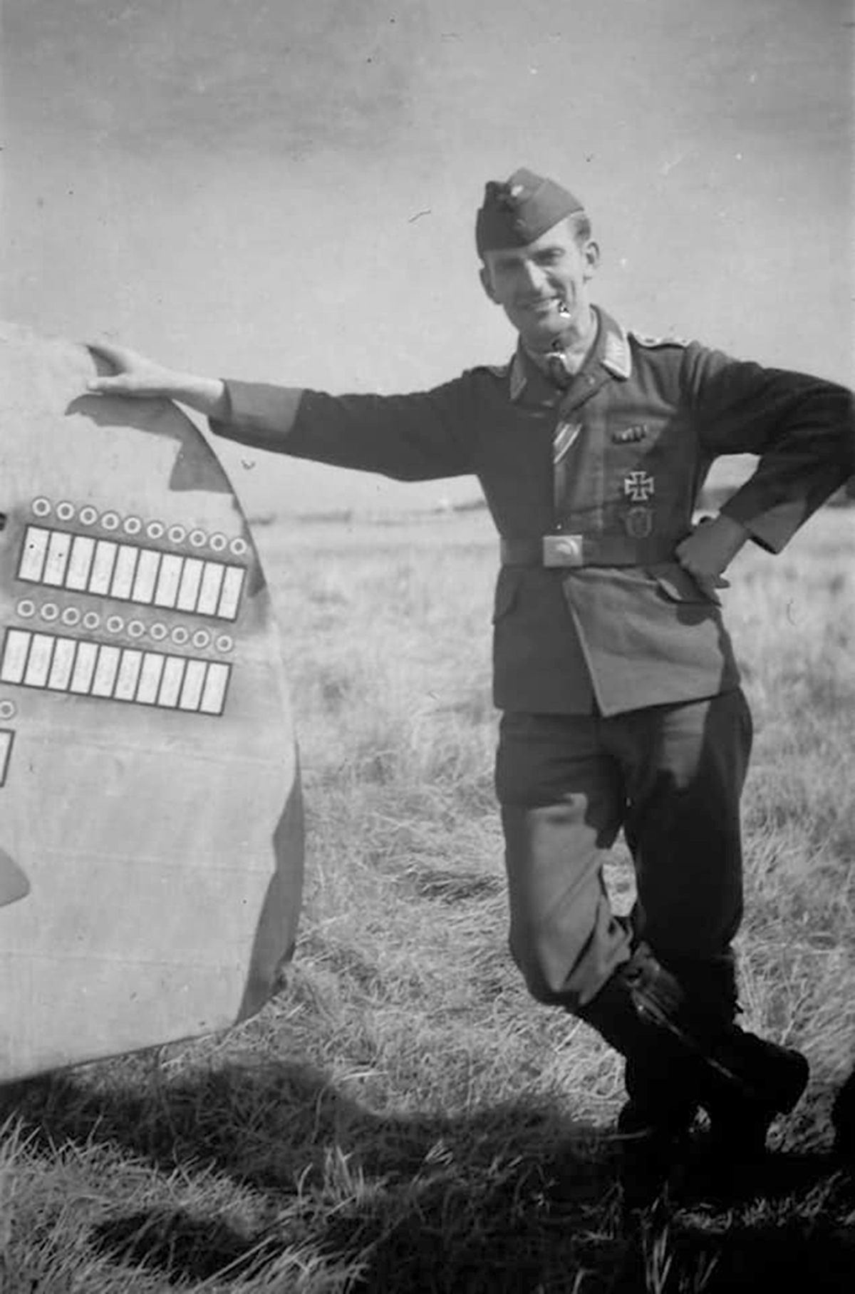 Asisbiz Messerschmitt Bf 109E7 7.JG2 White 1 Staka Werner Machold ... Asisbiz Messerschmitt Bf 109E7 7.JG2 White 1 Staka Werner Machold ...