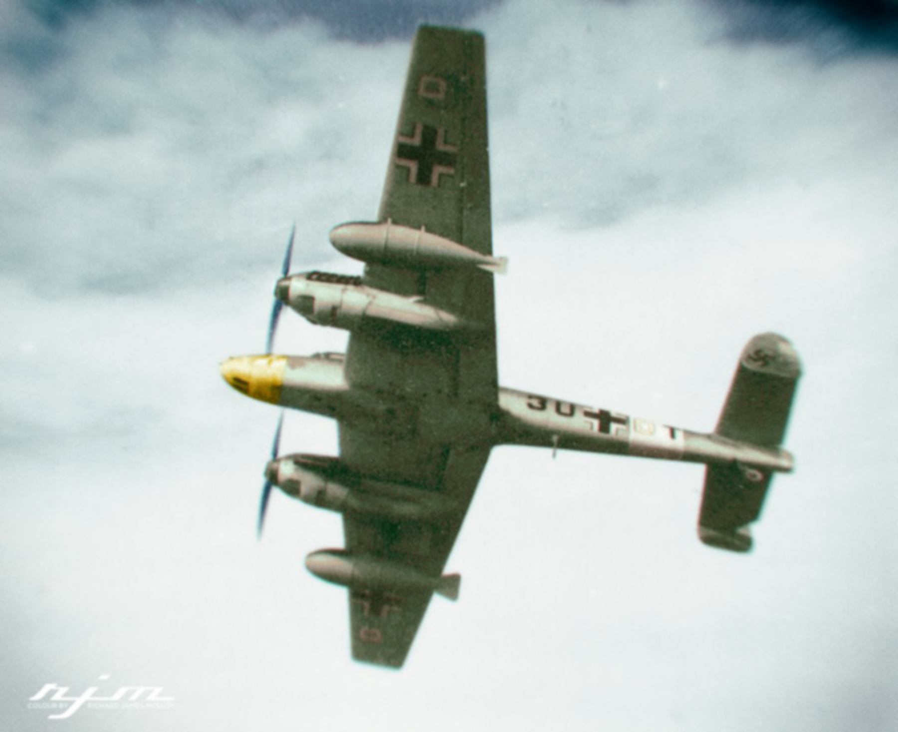 Asisbiz Messerschmitt Bf 110D Zerstorer 9.ZG26 3U+DT aerial photo MTO 01