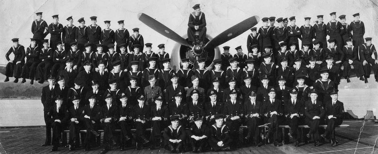 Asisbiz FAA Aircrew 800NAS Hellcat squadron with all its pilots 01 Asisbiz FAA Aircrew 800NAS Hellcat squadron with all its pilots 01
