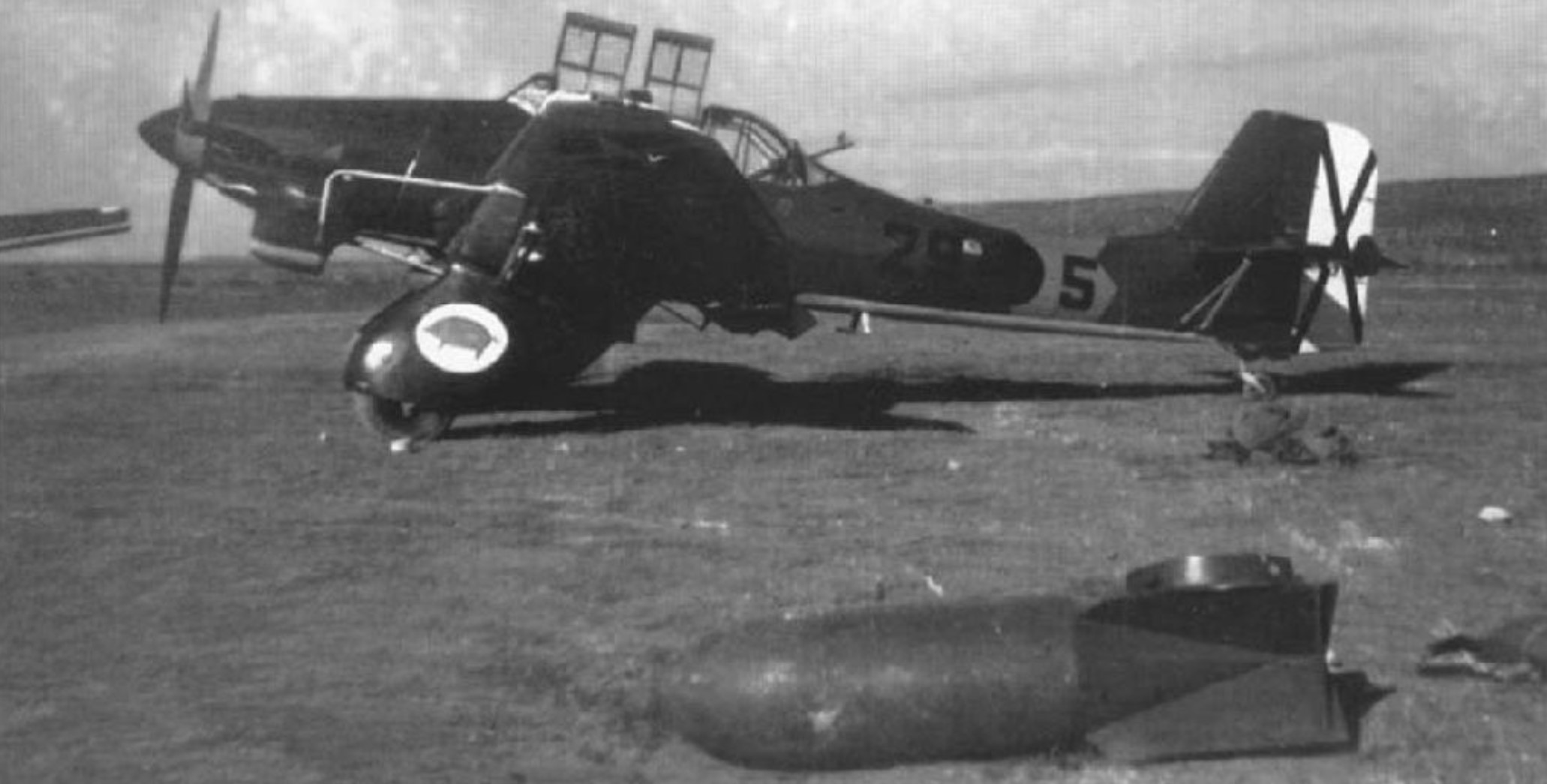 Asisbiz Junkers Ju 87B1 Stuka 5.K88 29x5 Condor Legion Spain 1939-01