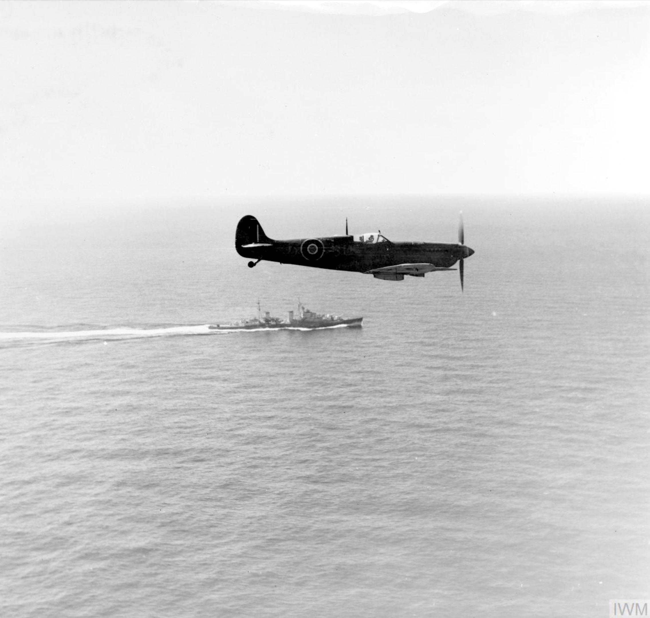 Asisbiz Fleet Air Arm 807NAS Seafire DSU based at Dekhelia Egypt fly ...